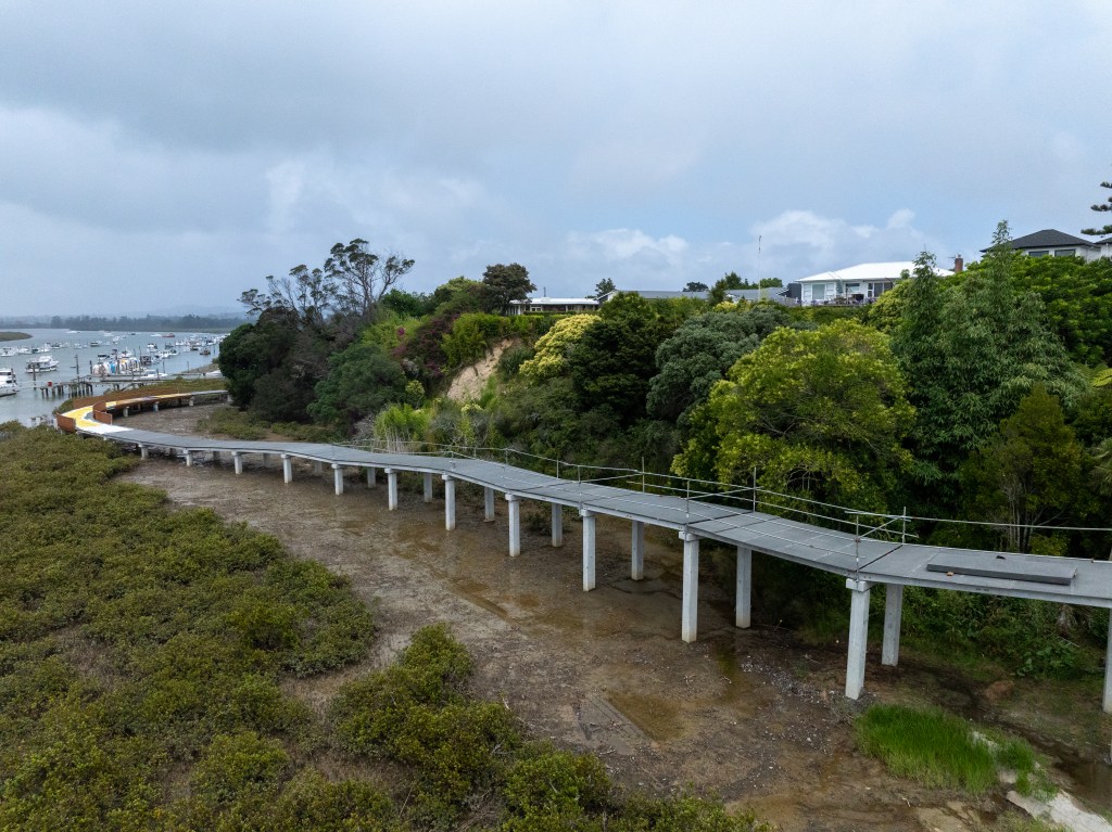 Construction in pictures 2024 – Te Whau Pathway Project